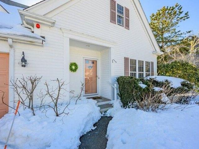 2 bedroom, Mashpee MA 02649 102409029