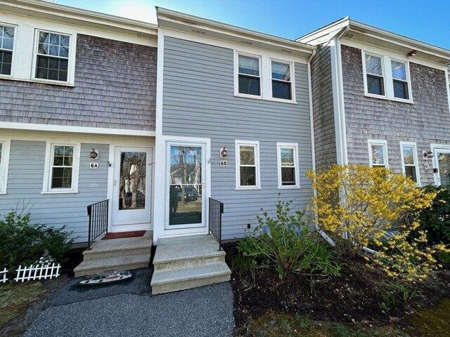2 bedroom, Mashpee MA 02649 102412307