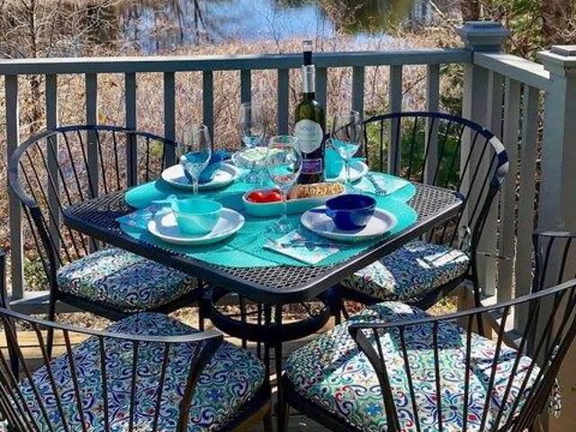 2 bedroom, Mashpee MA 02649 102443355