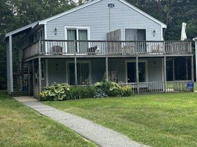 2 bedroom, Mashpee MA 02649 102371029
