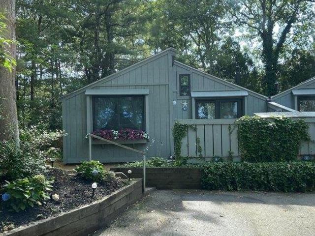 2 bedroom, Mashpee MA 02649 104440791