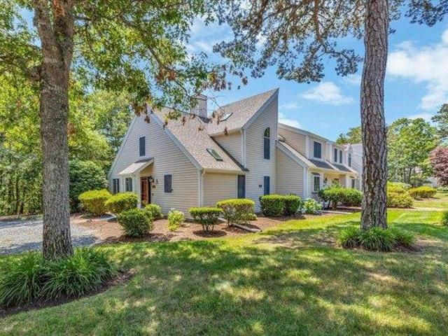 2 bedroom, Mashpee MA 02649 104478686