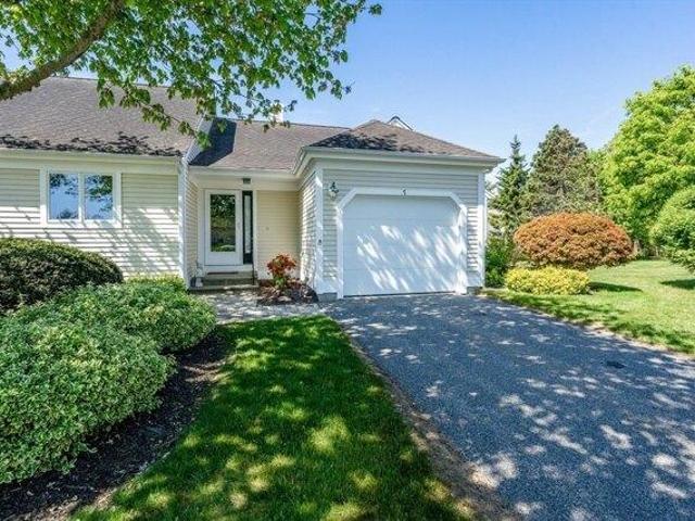 2 bedroom, Mashpee MA 02649 104831368