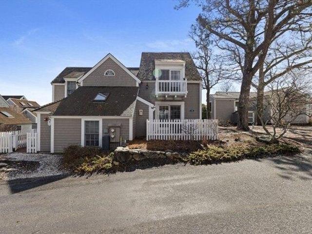 2 bedroom, Mashpee MA 02649 104296266
