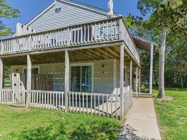 2 bedroom, Mashpee MA 02649 104299577