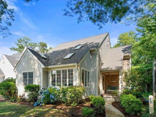 2 bedroom, Mashpee MA 02649 104351378
