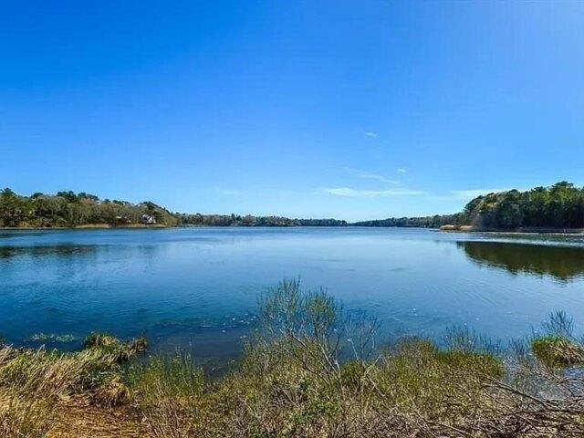 2 bedroom, Mashpee MA 02649 LS101632793