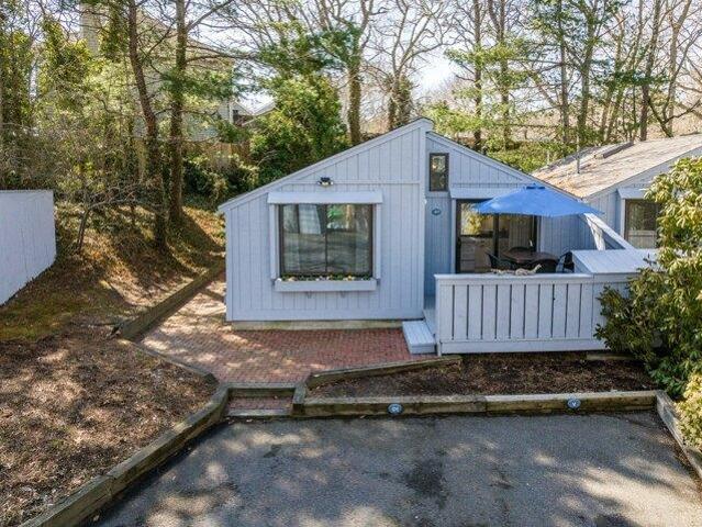 2 bedroom, Mashpee MA 02649 LS102119804