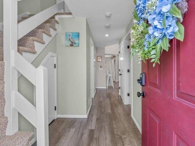 2 bedroom, Mashpee MA 02649 LS102444090