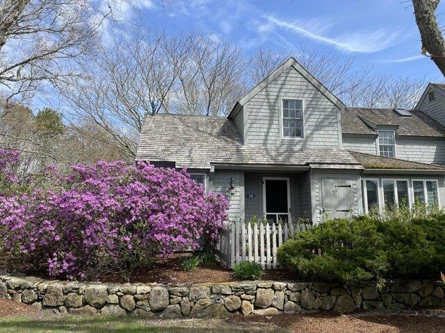 2 bedroom, Mashpee MA 02649 LS103036436