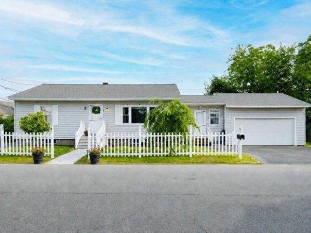 2 bedroom, Methuen MA 01844 103224031