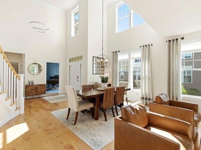 2 bedroom, Methuen MA 01844 104850457