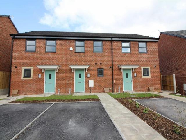 2 bedroom mews to rent