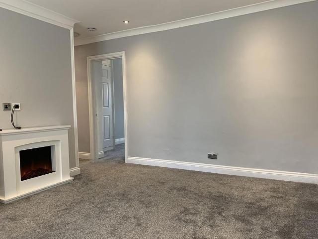 2 bedroom mews to rent