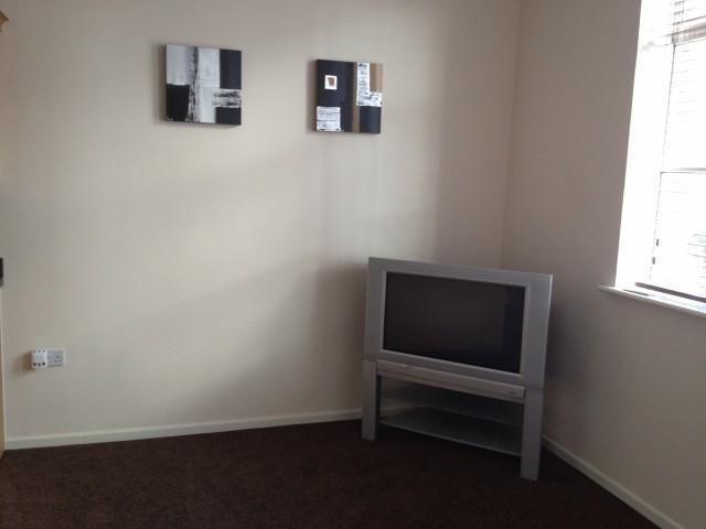 2 bedroom mews to rent