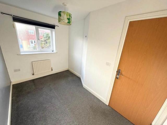 2 bedroom mews to rent
