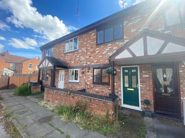 2 bedroom mews to rent
