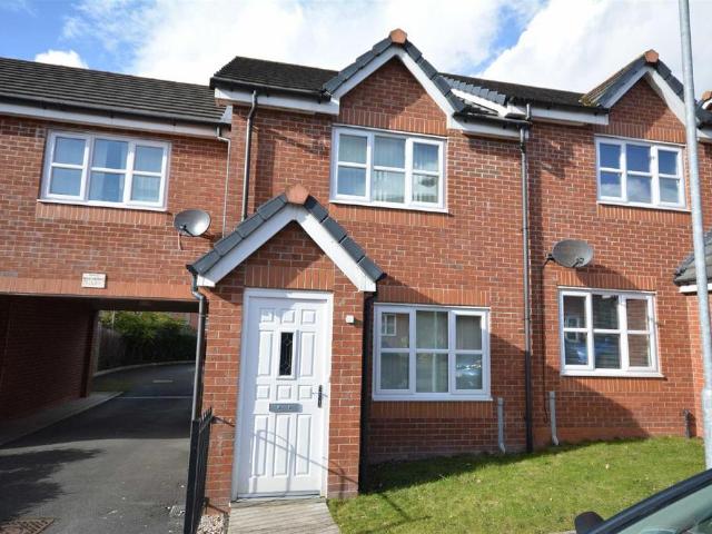 2 bedroom mews to rent