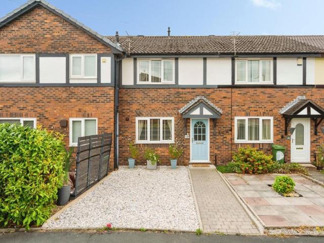 2 bedroom mews for sale