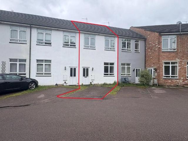 2 bedroom mews for sale
