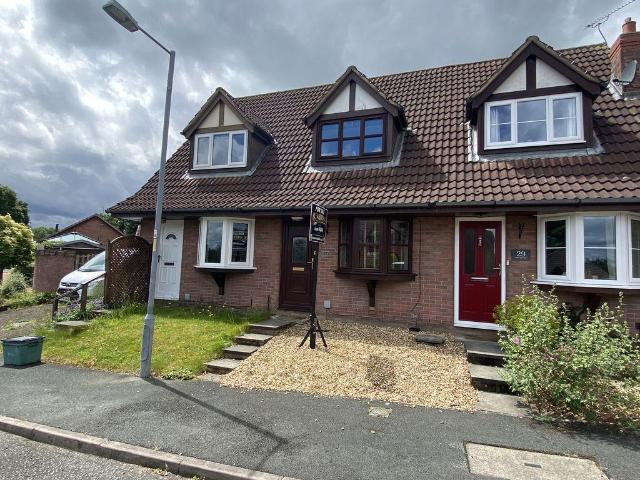 2 bedroom mews for sale