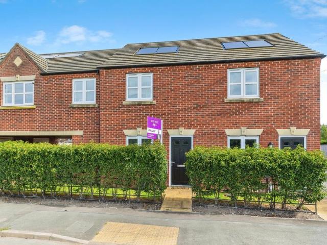 2 bedroom mews for sale