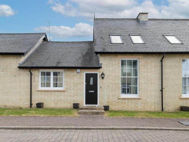 2 bedroom mews for sale