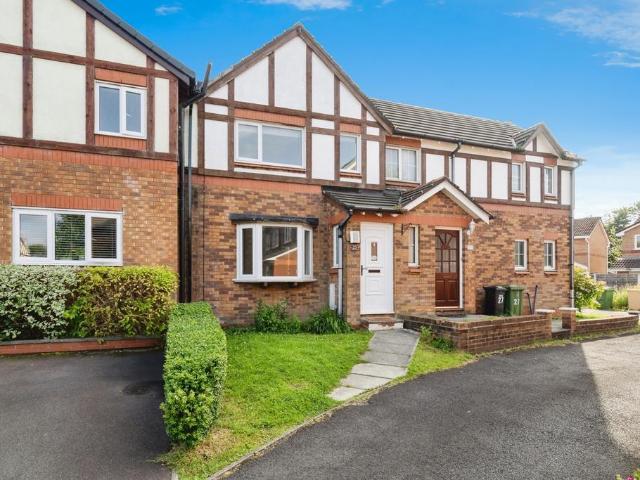 2 bedroom mews for sale