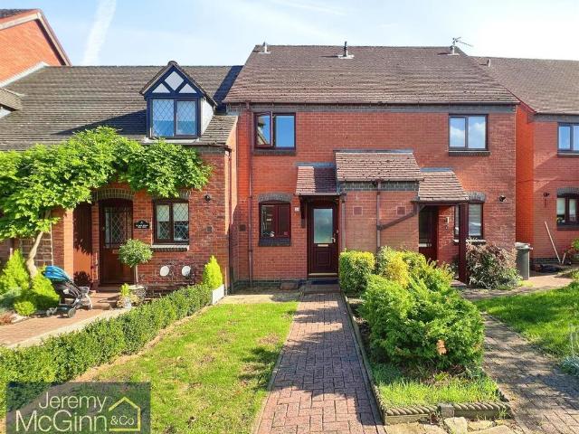 2 bedroom mews for sale