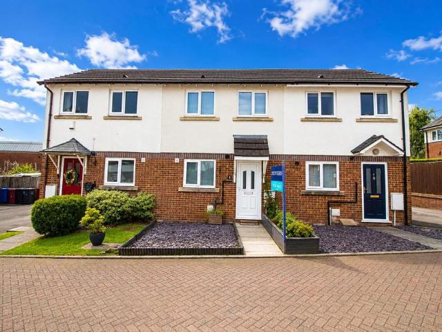2 bedroom mews for sale