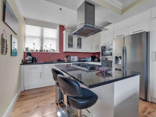 2 Bedroom Mews House