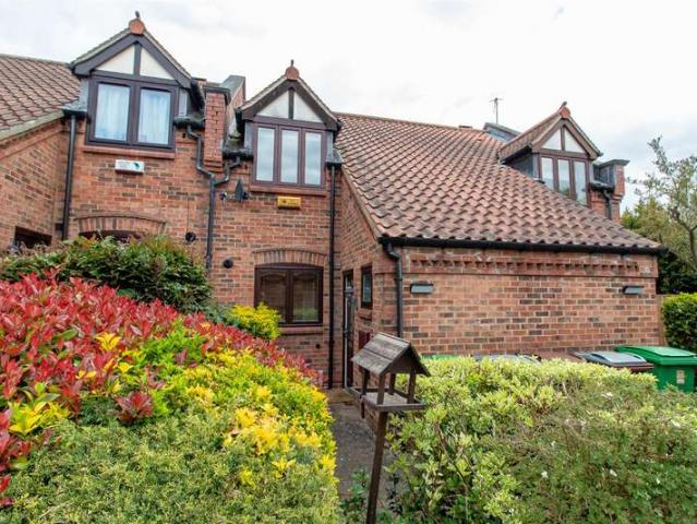 2 Bedroom Mews House