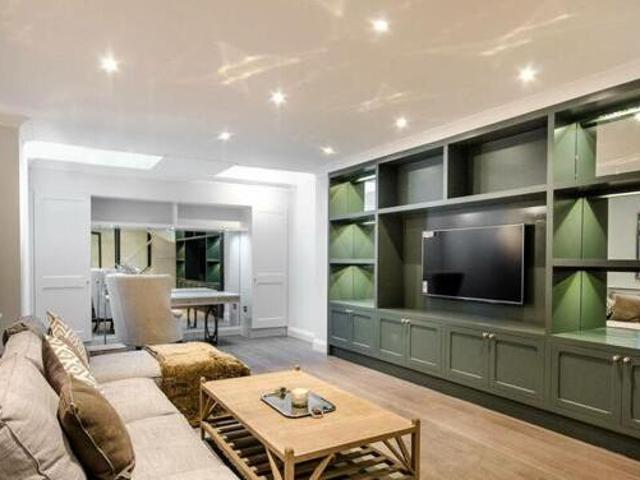 2 Bedroom Mews Property For Sale In Westminster, London
