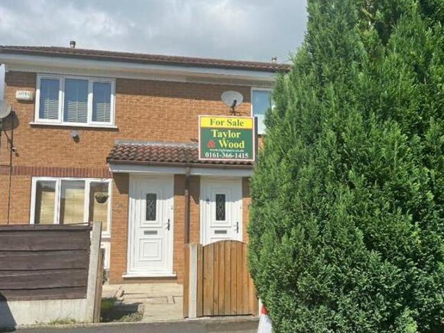 2 Bedroom Mews Property For Sale In Dukinfield, Cheshire