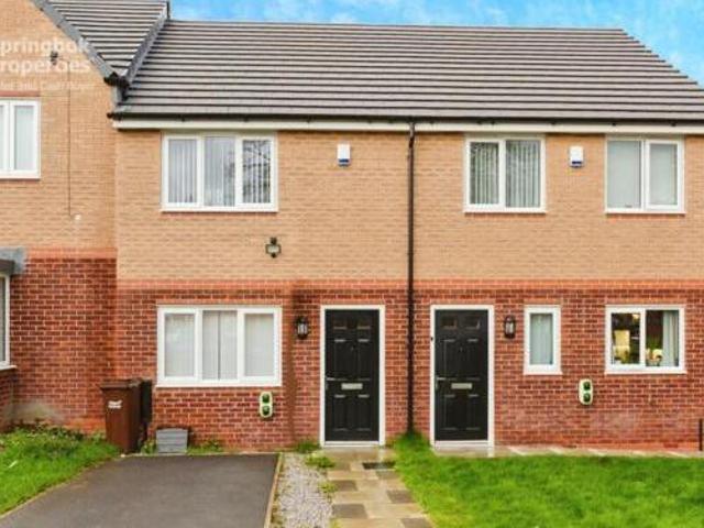2 Bedroom Mews Property For Sale In Leigh