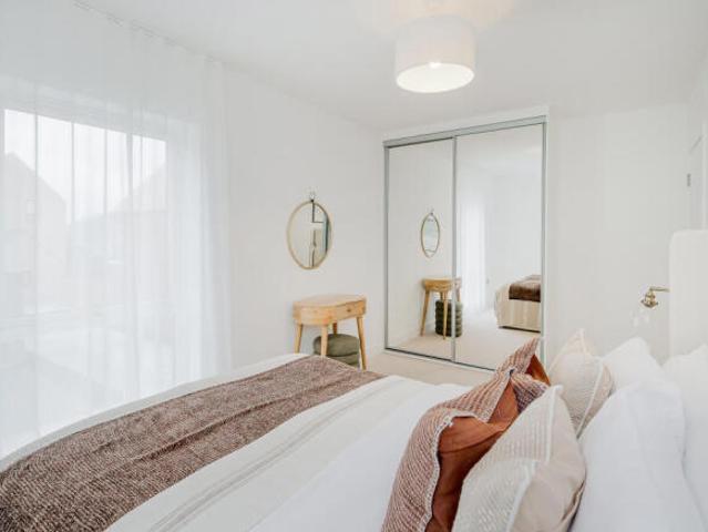 2 bedroom mews property for sale in Marleigh Park, Cambridge, Cambridgeshire, CB5