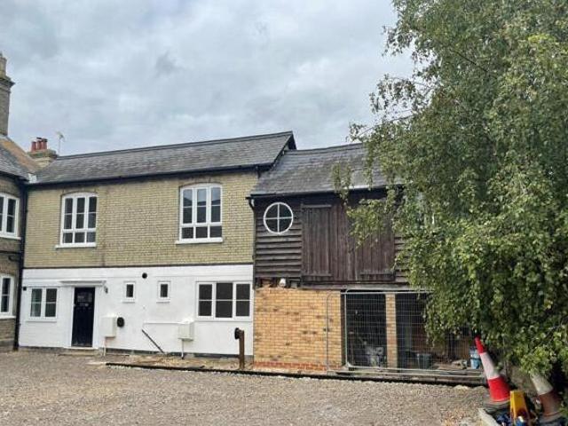 2 Bedroom Mews Property For Sale In Stotfold, Hitchin