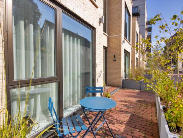 2 bedroom mews property for rent in The Mews, Linden Close, Royal Tunbridge Wells, Kent, TN4