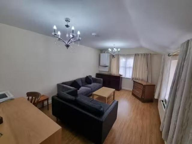2 bedroom mews property for rent in Birmingham, West Midlands.