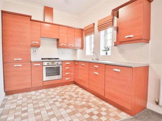 2 bedroom mews property for rent in Butts Green, Westbrook, Warrington, WA5