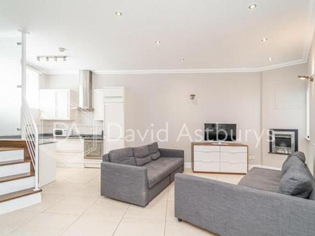 2 Bedroom Mews Property For Rent In Camden Town