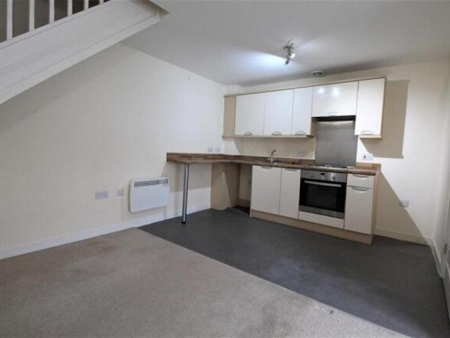 2 bedroom mews property for rent in Clarendon Gardens, Bromley Cross, Bolton, BL7