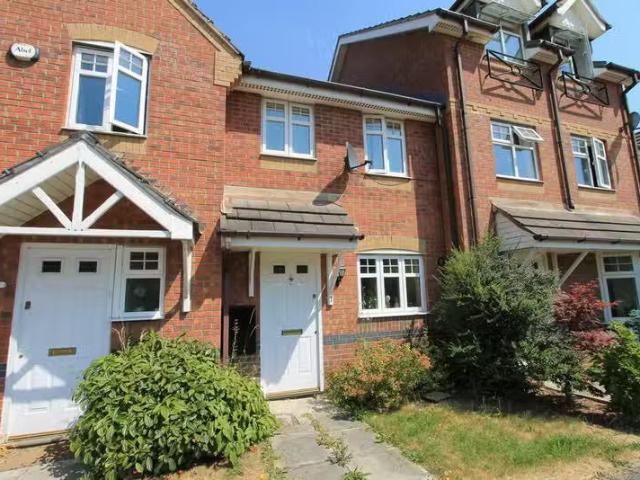 2 bedroom mews property for rent in Redwood Drive, Leighton, CW1