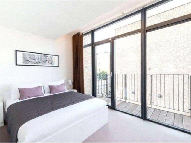 2 bedroom mews property for rent in Rodmarton Street, London, W1U