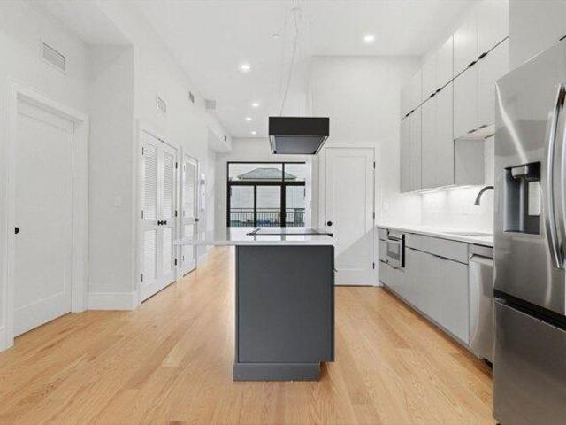 2 bedroom, Medford MA 02155 102724629