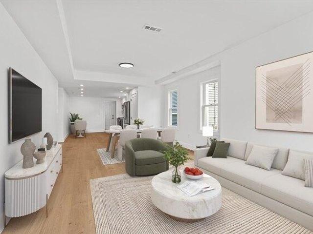 2 bedroom, Medford MA 02155 105060886