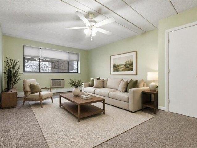 2 bedroom, Medford MA 02155 LS102776379