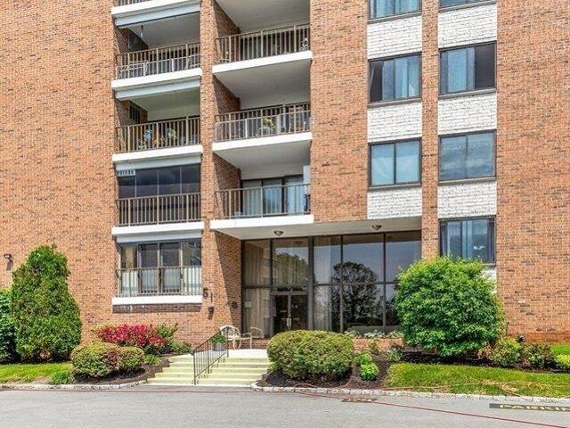 2 bedroom, Melrose MA 02176 LS102728372
