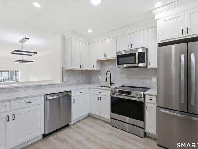 2 bedroom, Meriden CT 06450 103928682