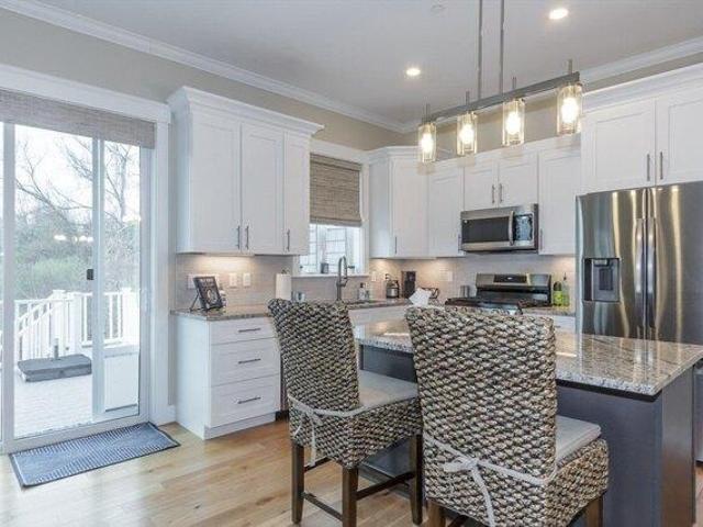 2 bedroom, Merrimac MA 01860 104151130
